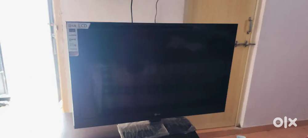LG TV 52 Inch - TVs, Video - Audio - 1804490379