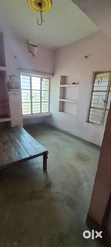 1RK flat available for bachelors only( for both boys and girls) - For ...