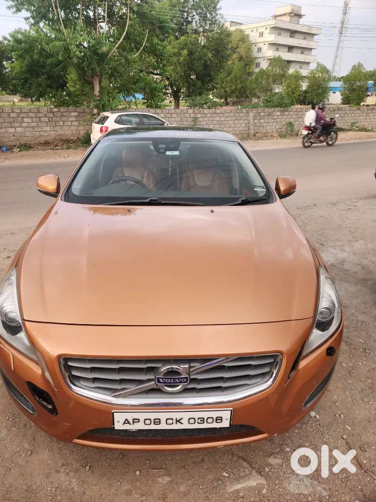 Volvo S60 2011 Diesel 90000 Km Driven - Cars - 1809292006
