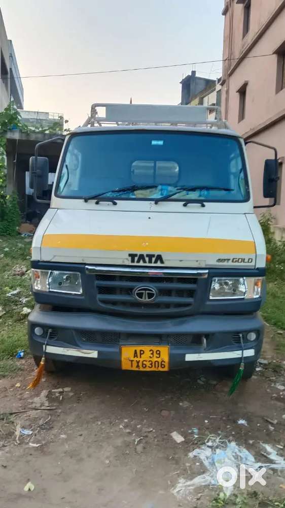 Tata 407 van - Commercial & Other Vehicles - 1810315796