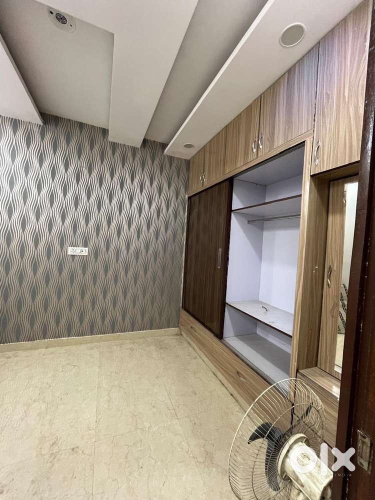 FIRST ENTRY NEW FLOOR - For Rent: Houses & Apartments - 1808728411