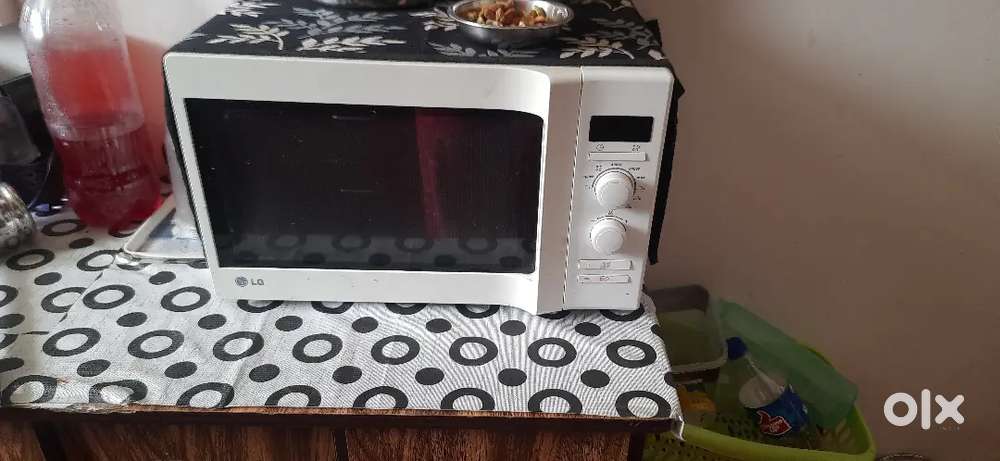 Lg microwave - Kitchen & Other Appliances - 1806145771
