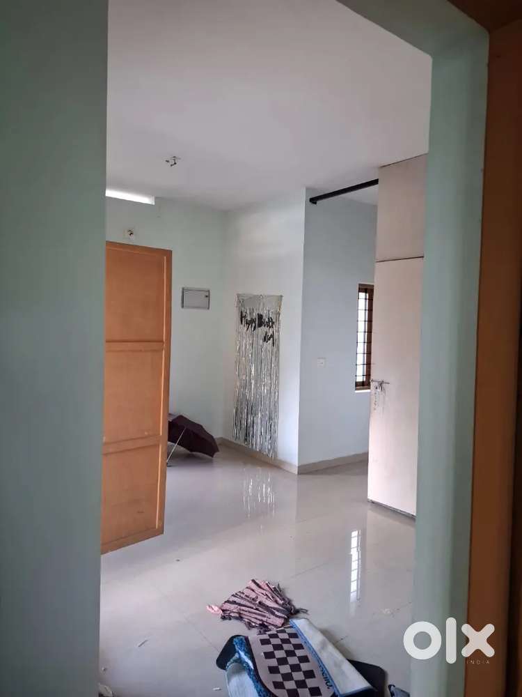 (Only couples) Semi furnished 1rk for rent near pukkattupady - For Rent ...