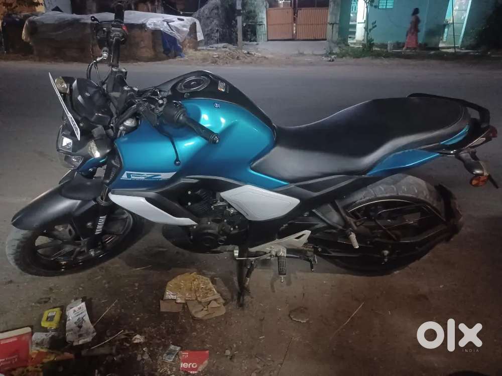 New yamaha fz 2024 model.showroom service record - Motorcycles - 1807220365