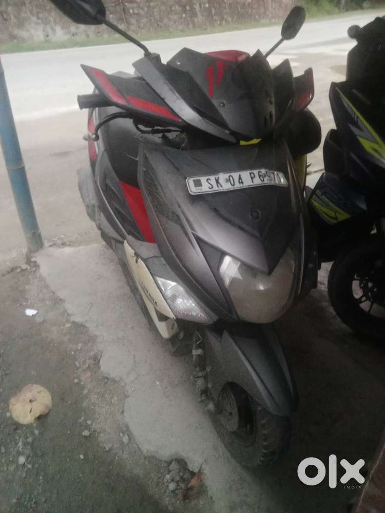 ZR yamaha scooty 2014 year - Scooters - 1808265998