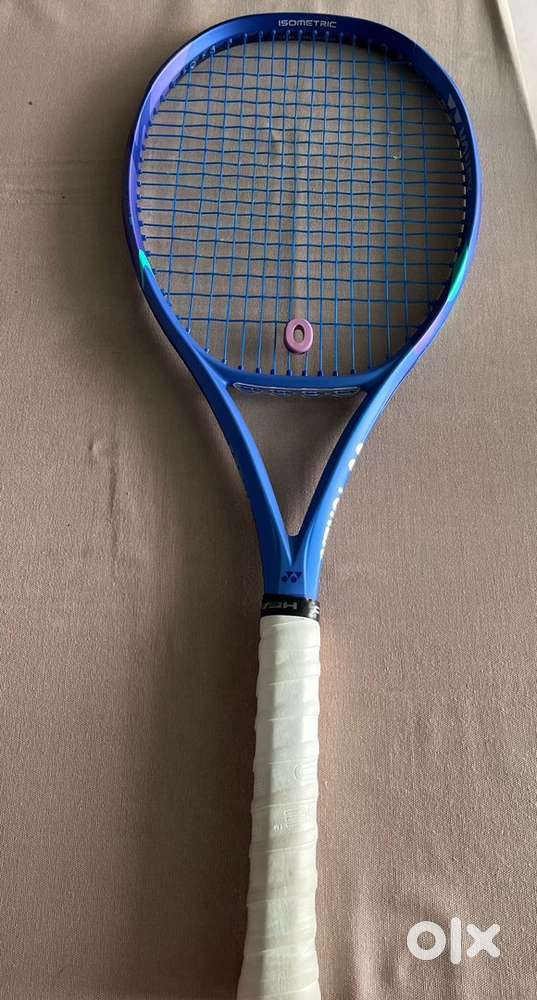 Yonex EZone 98 2025 L2 tennis racquet - Sports Equipment - 1806317975