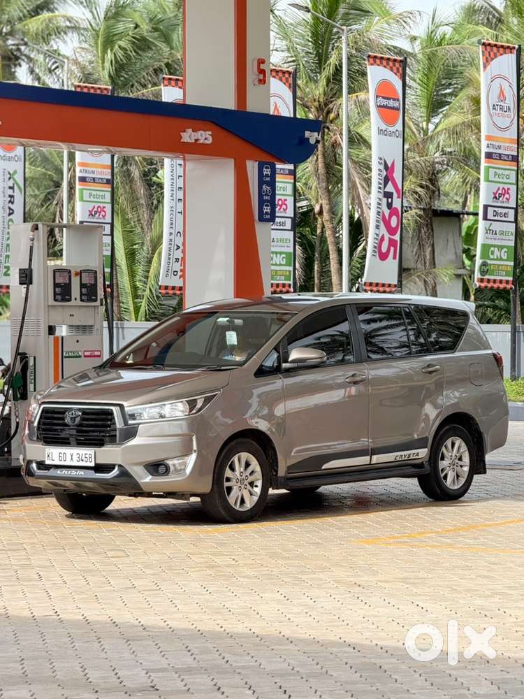 Toyota Innova Crysta 2019 Diesel Well Maintained - Cars - 1818719270