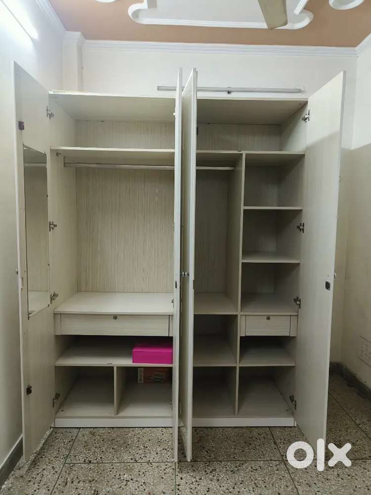 Wardrobe on olx store