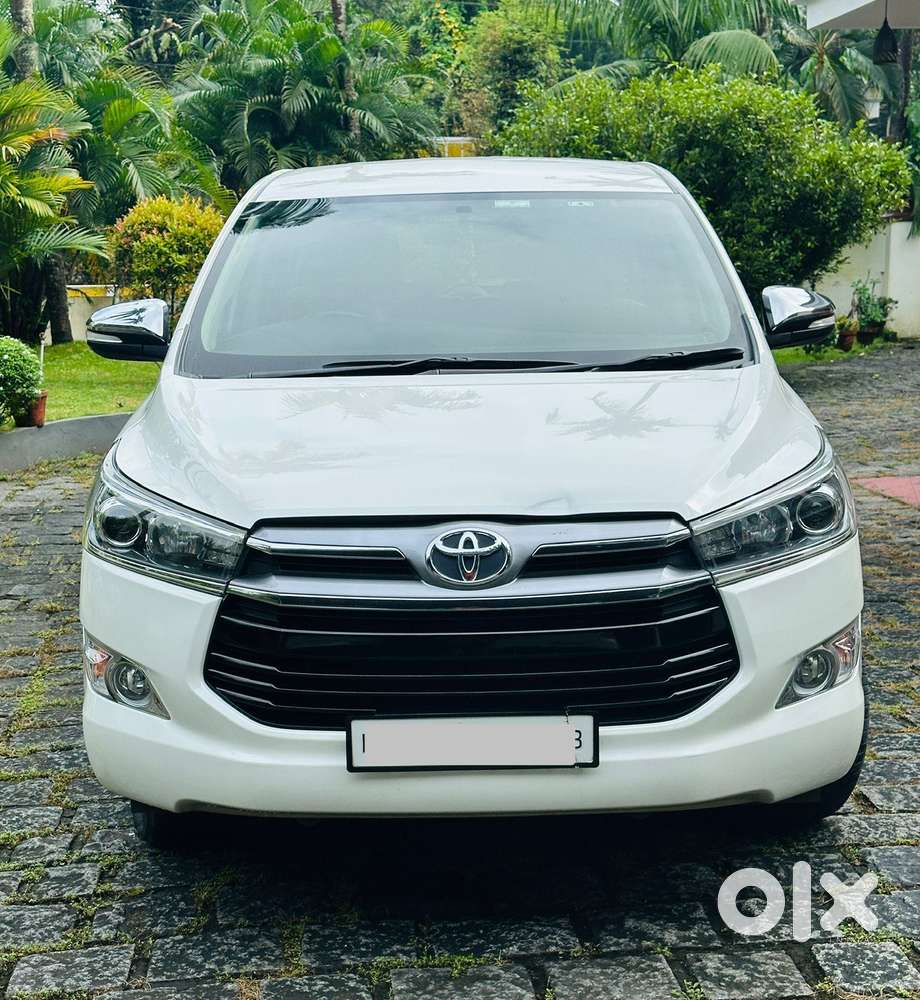 Toyota Innova Crysta 2.8 ZX AT 7 Seater, 2016, Diesel - Cars - 1819489550