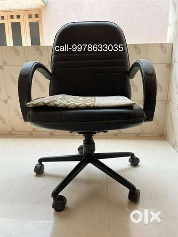 Ikman office puntual chairs