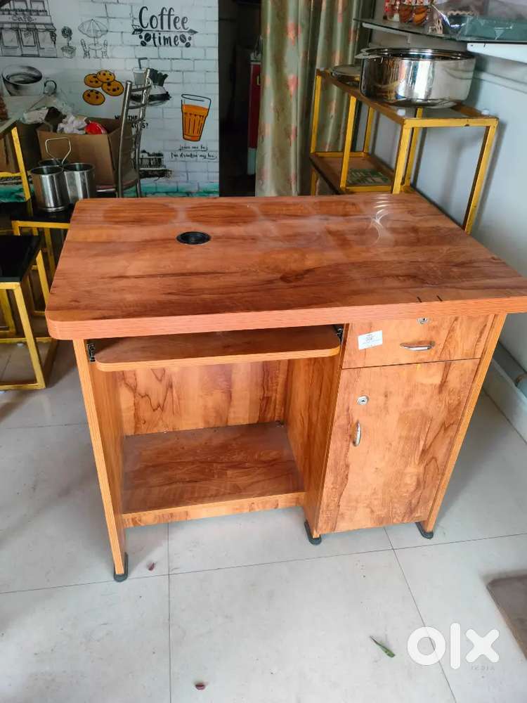 Computer Table - Buy & Sell Used Furniture in India | OLX