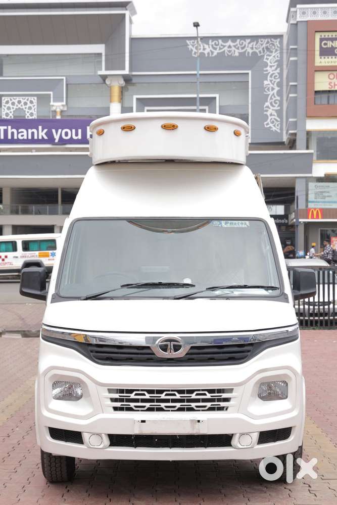 Tata Winger Deluxe - Hi Roof (AC), 2023, Diesel - Cars - 1811375271