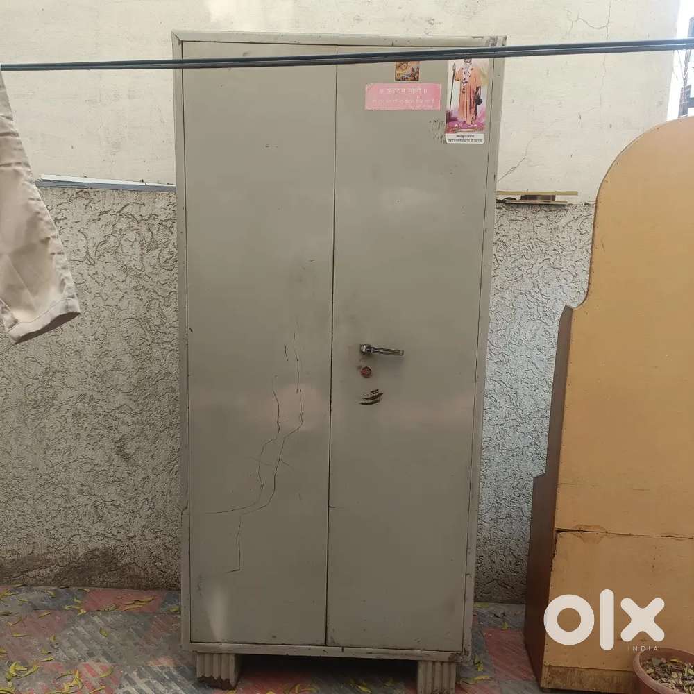 Almirah Buy Sell Used Furniture in Secunderabad OLX