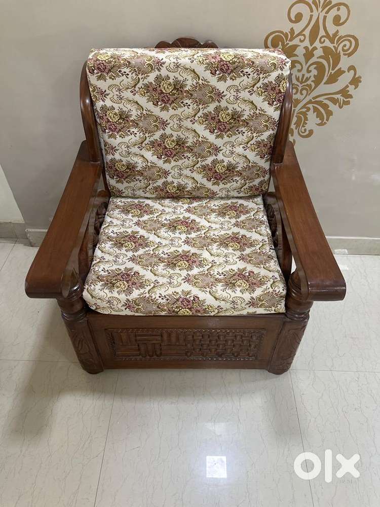 Sofa kum bed with 2 cairs - Sofa & Dining - 1795314462