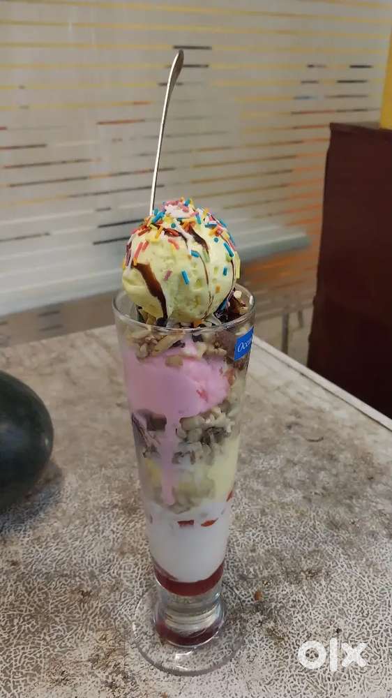 Wanted Full time helper male/female - Cook - 1801199959