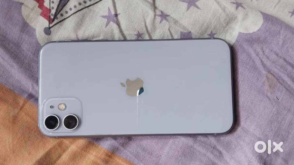 iPhone 11 battery 70 percent health display changed but original ...