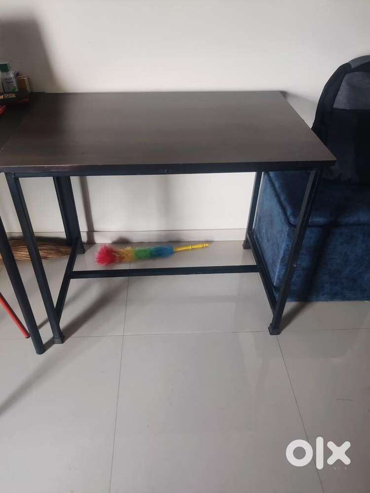 Study Table - Buy & Sell Used Furniture in India | OLX
