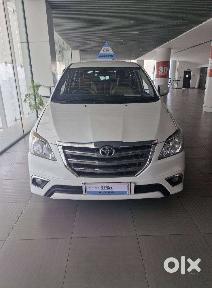 Toyota Innova 2.5 G (Diesel) 7 Seater BS IV, 2016, Diesel - Cars ...
