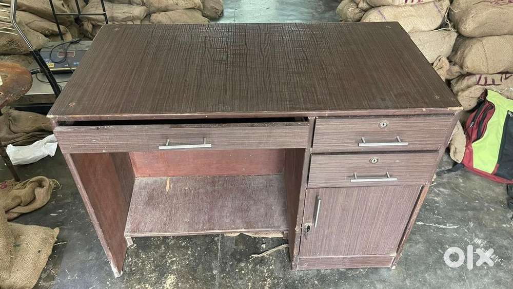 Computer table for sale - Sofa & Dining - 1794594474