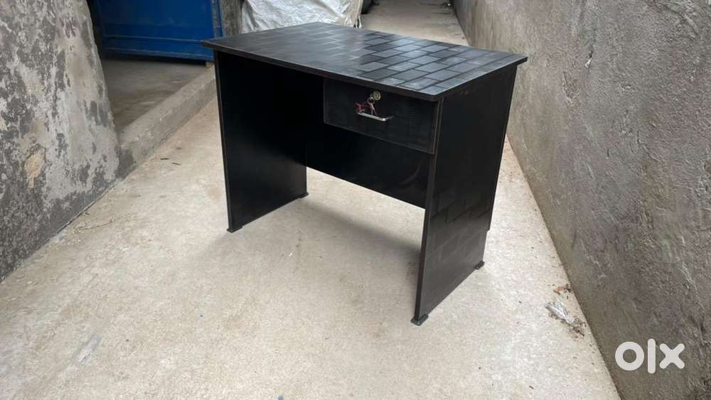 Study Table At in India, Free classifieds in India | OLX