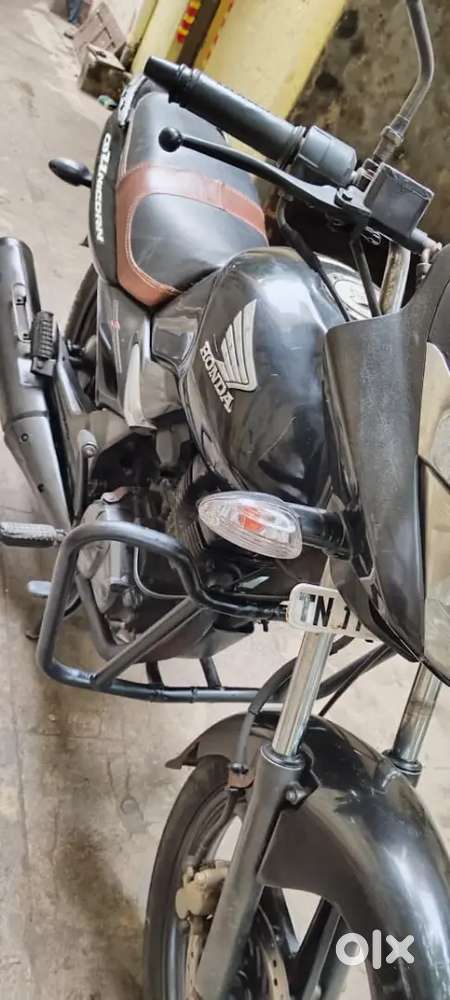 CB unicorn 150cc showroom condition at - Motorcycles - 1824417731