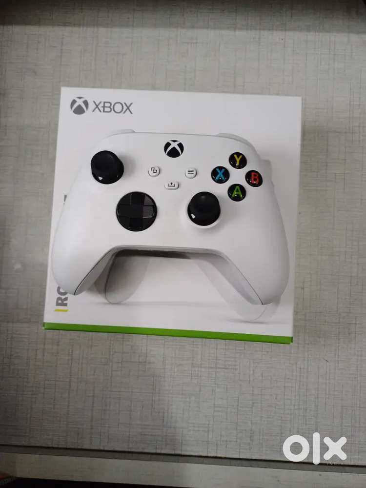 XBOX wireless ROBOT white Controller with box - Games & Entertainment ...