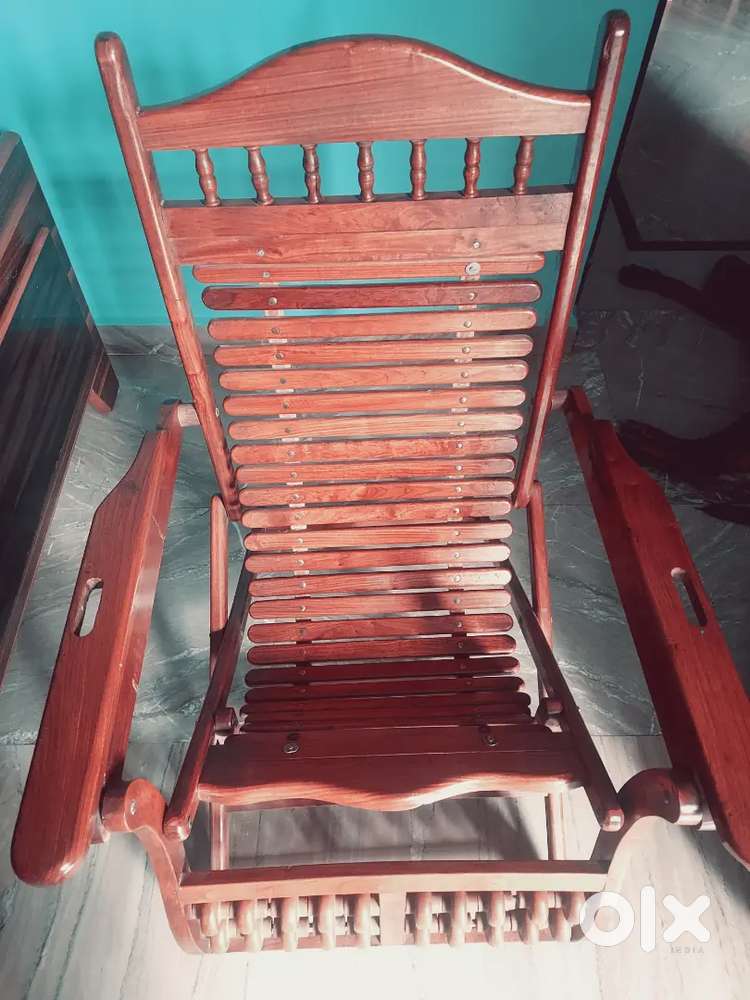 Aram chair olx store
