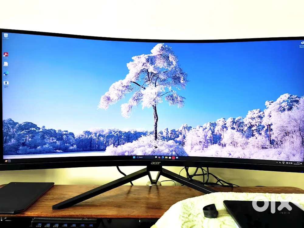 Windows 11 pro Desktop, Ryzen 7700x, 32GB, 34inch RGB gaming monitor ...