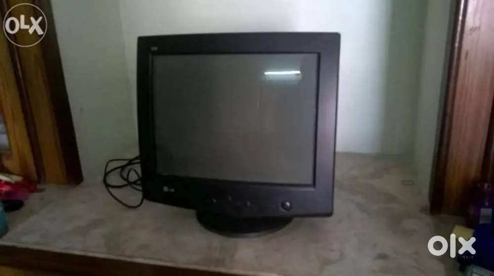 Lg Crt monitor - Hard Disks, Printers & Monitors - 1797085305