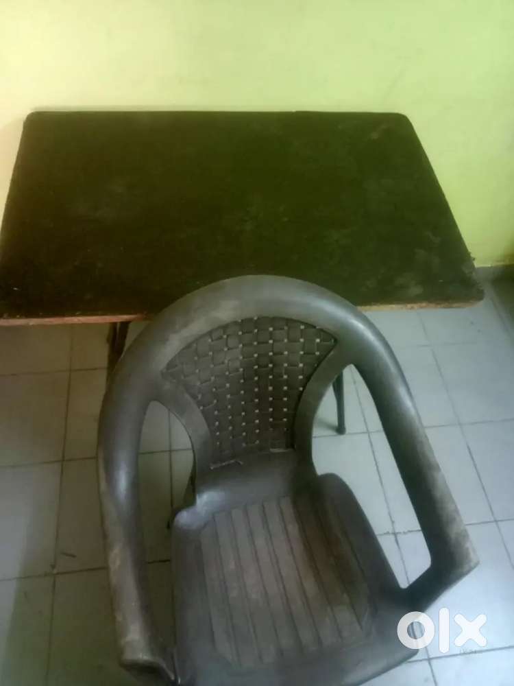 Olx second hand chairs store