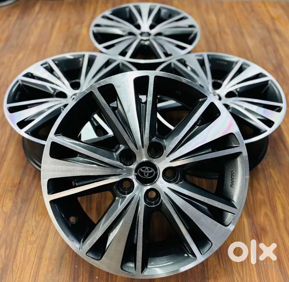 17 inch crysta daimond cut brands new condition edition customised ...