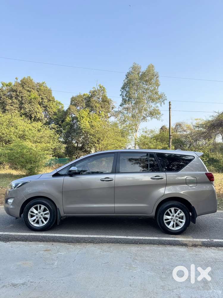 Toyota Innova Crysta [2020-ongoing] 2.4 GX AT 7 STR, 2020, Petrol ...