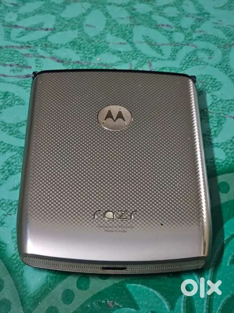 Moto Razr 1st generation 6/128 - Mobile Phones - 1752377980