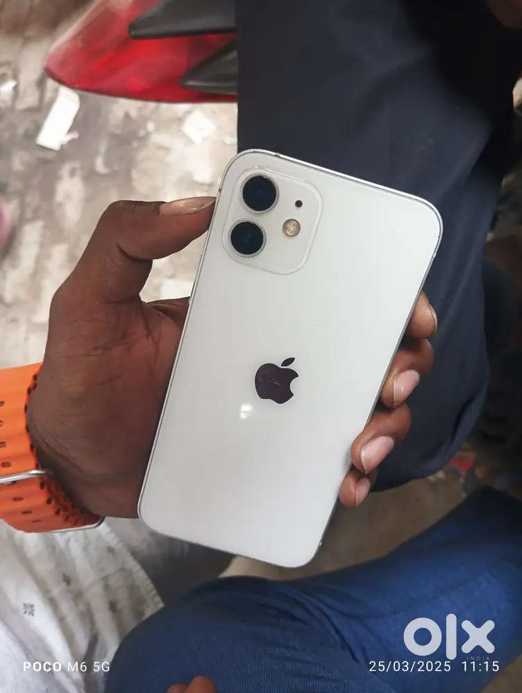 Iphone 12 = 128gb - Mobile Phones in ITI, Deoria - 1828242434
