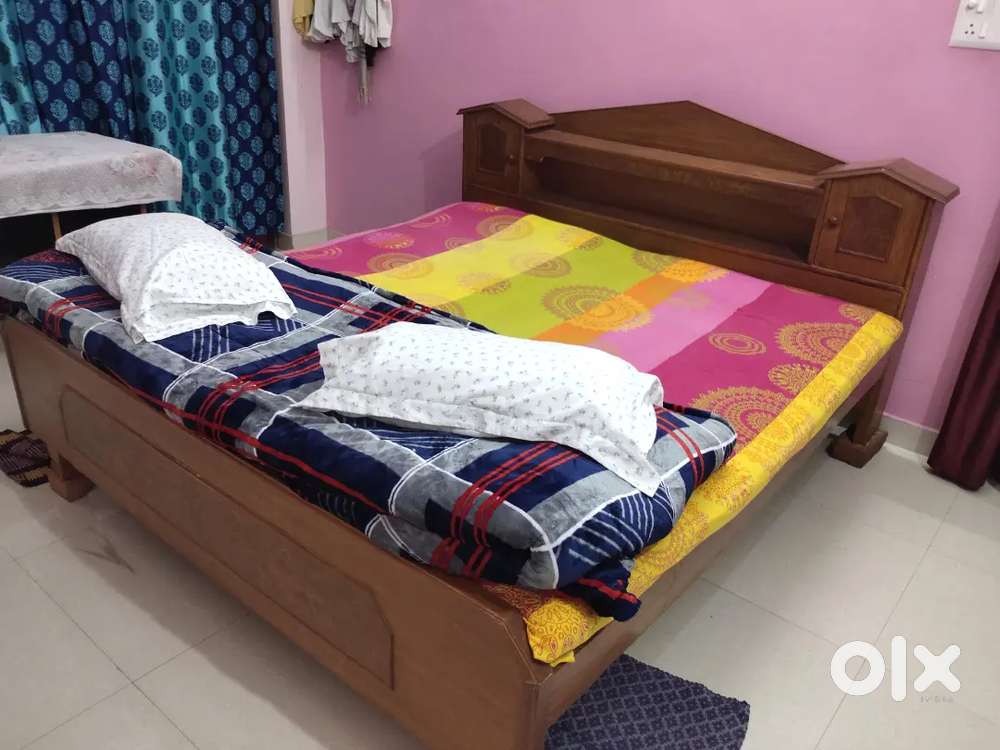 King size double bed with Gadda (Normal bed) 6x6 - Beds & Wardrobes ...