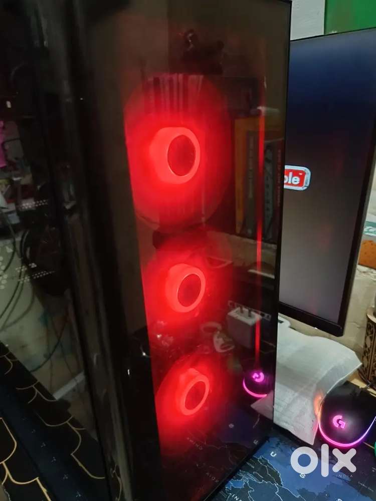 Desktop computer with CPU, GPU, RAM, PSU and motherboard custom build ...