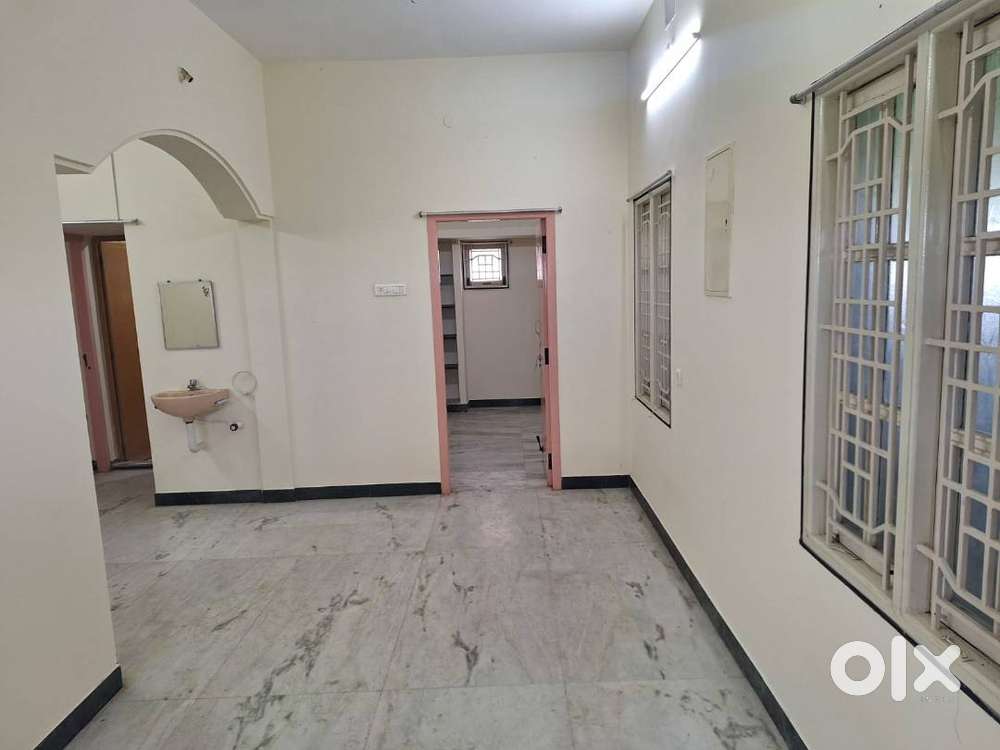 Nice 2BHK for renti Prime, Serene Location – Near Santhanam Vidhyalaya ...