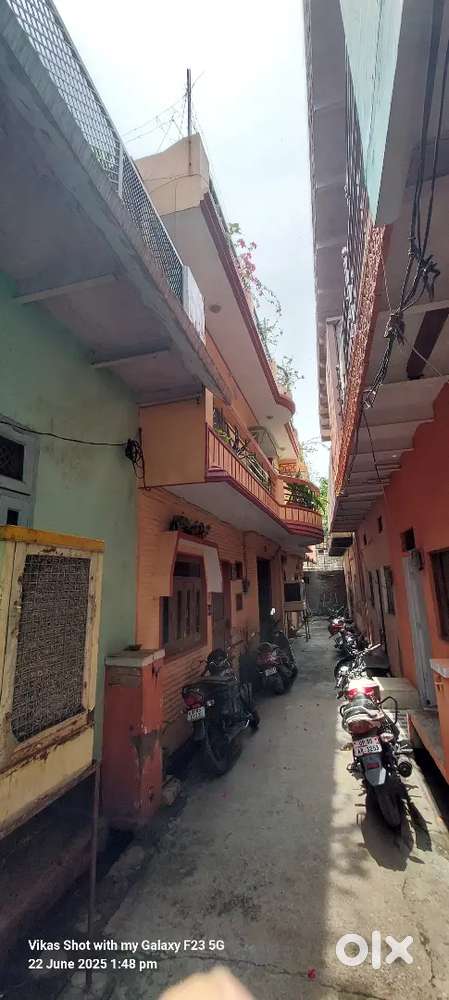 मकान, सिविल लाइन, मथुरा - For Sale: Houses & Apartments - 1811042871
