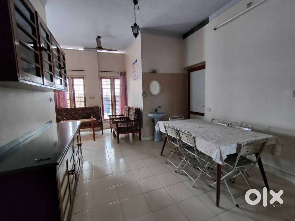Beautifully Furnished 2BHK First Floor for Rent in Vellayambalam - For ...