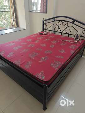 Old Bed Buy Sell Used Beds Wardrobes in Mumbai OLX