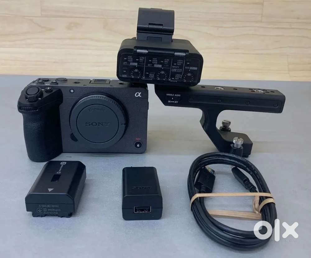 Sony Alpha FX30 Cinema Line Digital Camera w/ XLR Handle Unit - Cameras ...