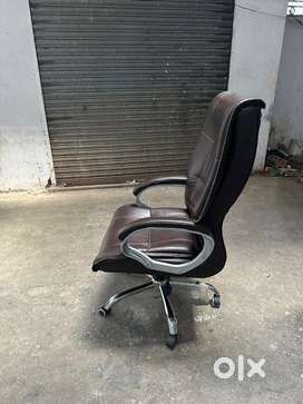 Olx boss chair store