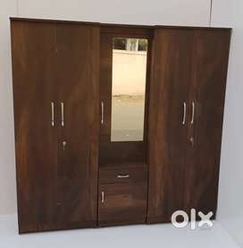 Wardrobe for sale olx store