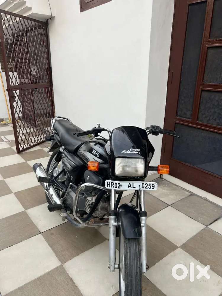 My bike model is hero splender 2019 model black colour 18695 km ...