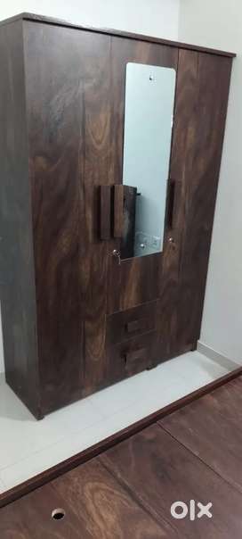 Kitchen wardrobe olx store