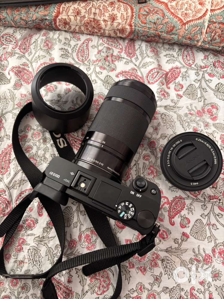 Sony α 6100 1 year old - Cameras & Lenses - 1821349816
