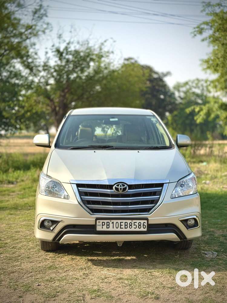 Toyota Innova 2.5 V 8 STR, 2013, Diesel - Cars - 1805240349