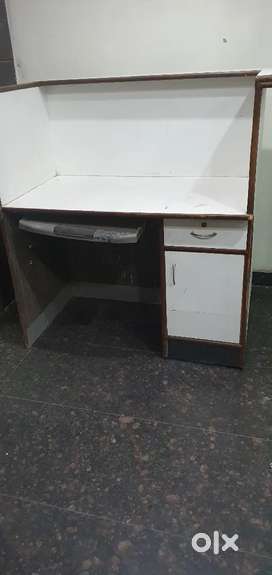 Olx reception table store