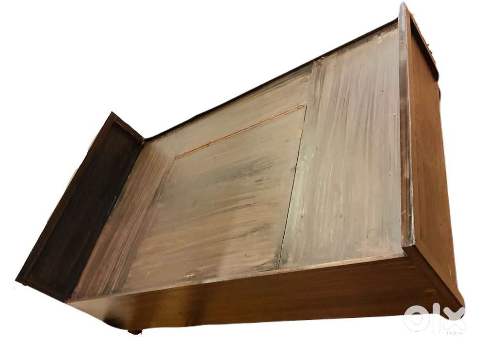 Diwan bed 6x4 with box at minimum price - Beds & Wardrobes - 1821289218