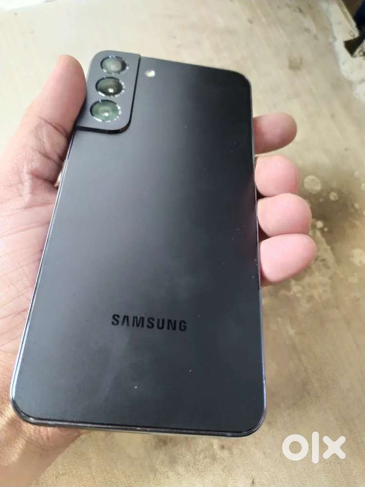 Samsung s22 plus - Mobile Phones in Kalbadevi, Mumbai - 1845914143